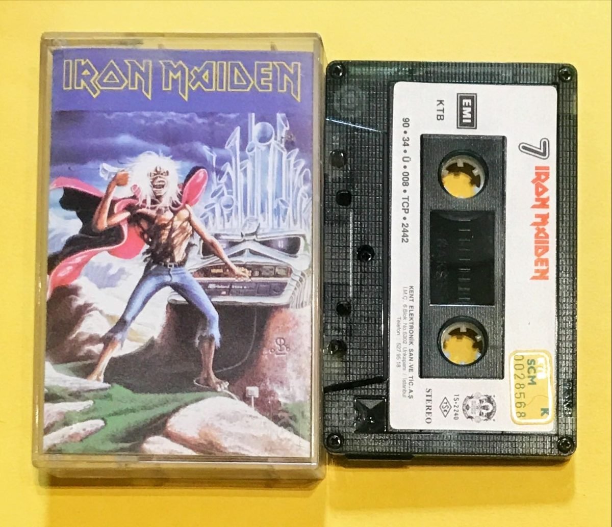 Iron Maiden – Running Free · Run To The Hills Kaset – Deform Müzik