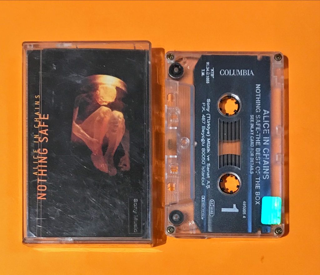Alice In Chains – Nothing Safe: The Best Of The Box Kaset – Deform Müzik